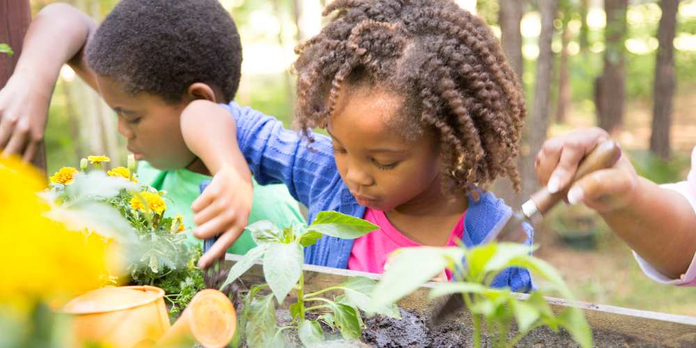Outdoor and Indoor Spring Activities for Kids and Families - Children's ...